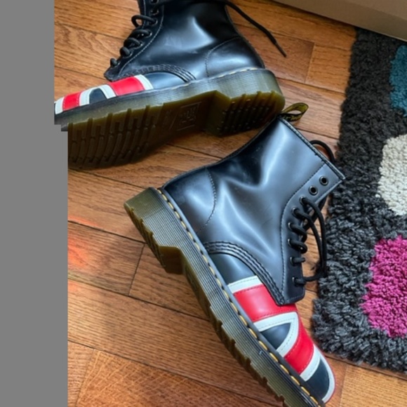 Dr. Martens | Shoes | Dr Martens Union Jack 8 Eye Boot New In Box ...
